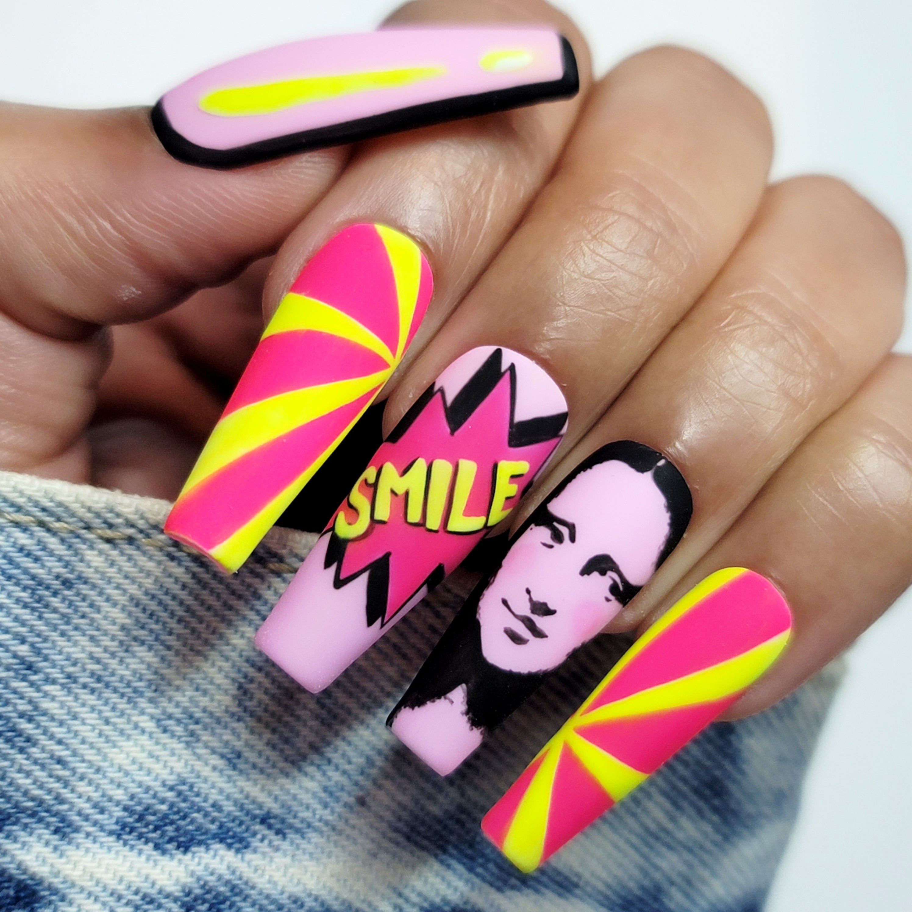 Mono Lisa Product Collection – Wildflowers